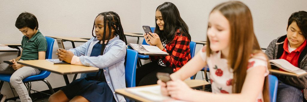 Significance and Benefits of Mobile Learning | LearningTech Edu