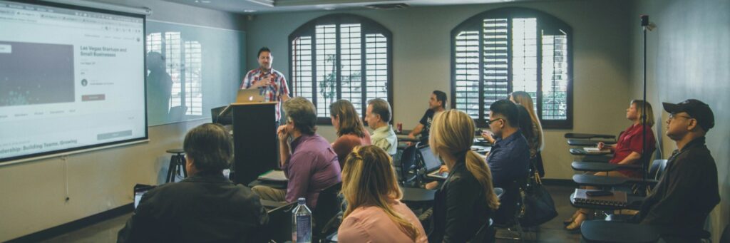 How to Build Strong Teacher-Student Relationships | LearningTech Edu